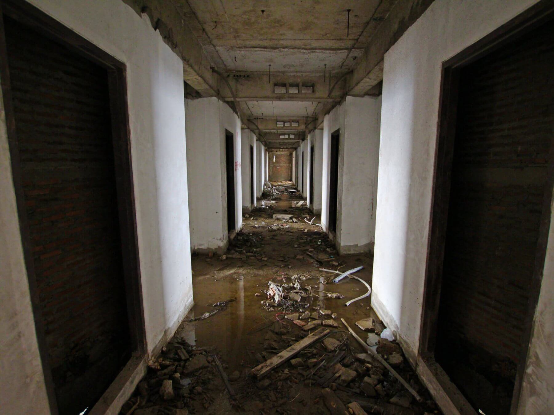 How to climb Bangkok's Ghost Tower (Sathorn Unique) in 2020 - It's ...